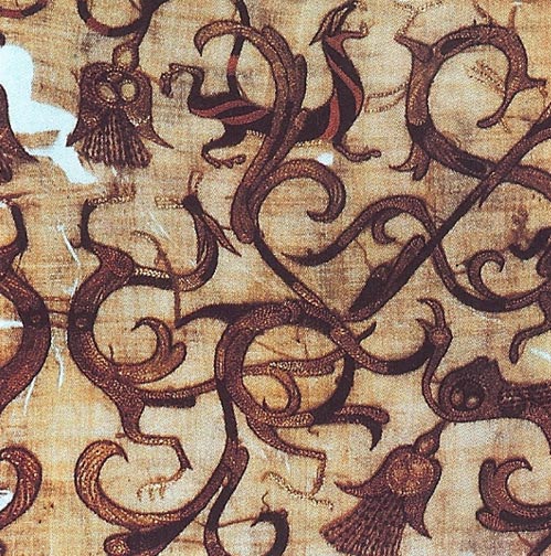 An honored Zhou Dynasty warrior, buried with a chariot and horses, has ...