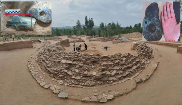 Largest Jade Dragon Unearthed at Hongshan Culture Mound | Ancient Origins