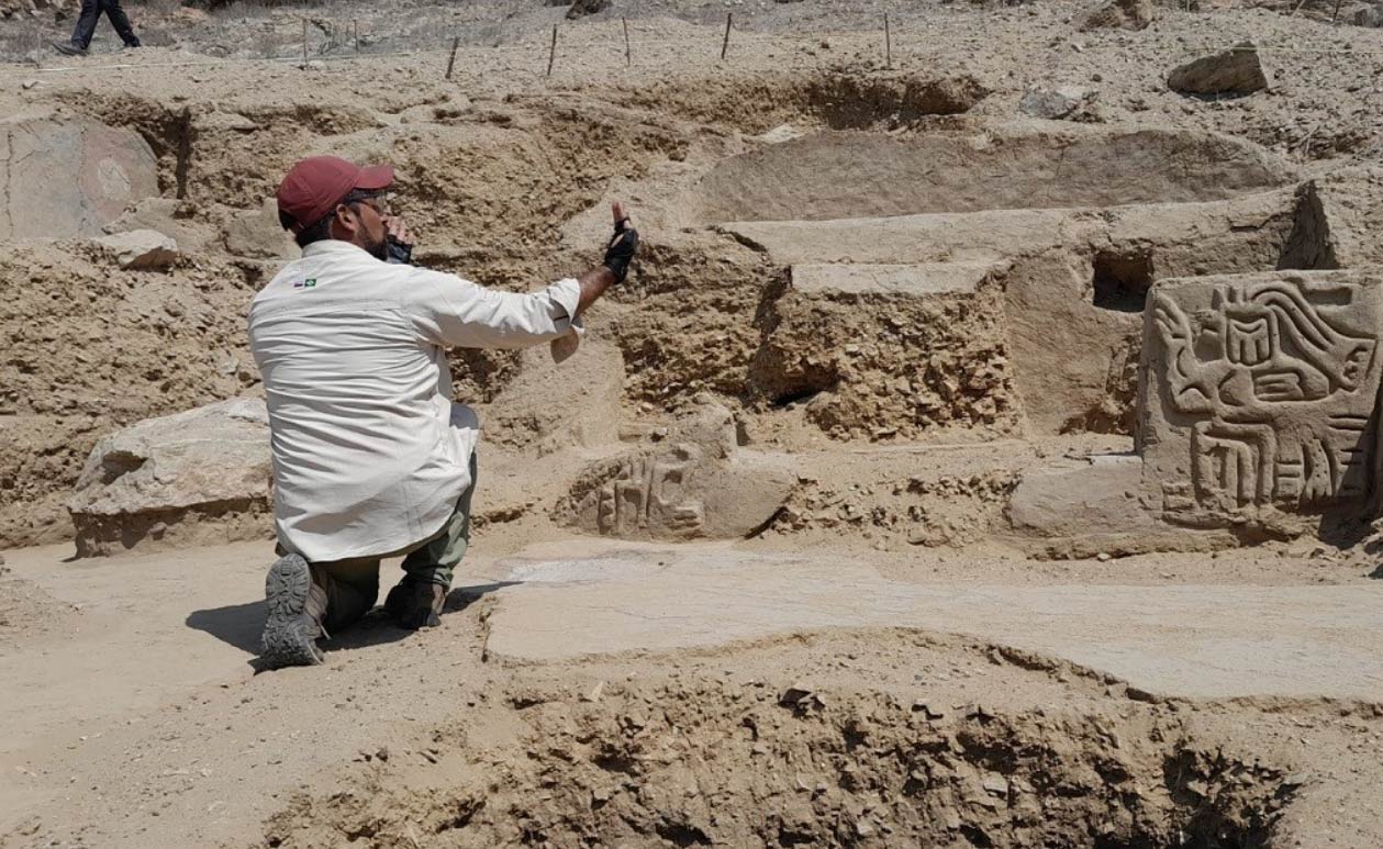 Rich Moche and 5,000-year-old Ceremonial Structures Unearthed in Peru ...