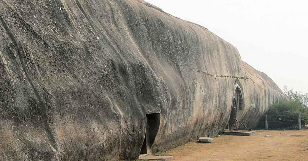The Architecture and Spiritual History of India’s Famous Barabar Caves ...