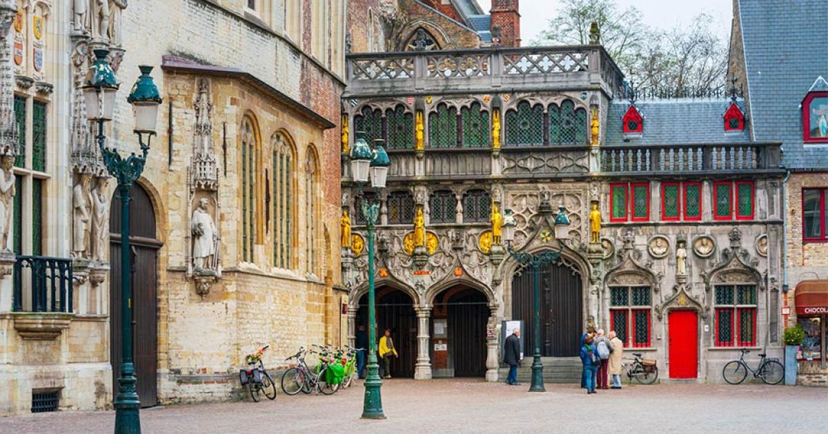 Is the Blood of Jesus Really Held in the Basilica of the Holy Blood ...