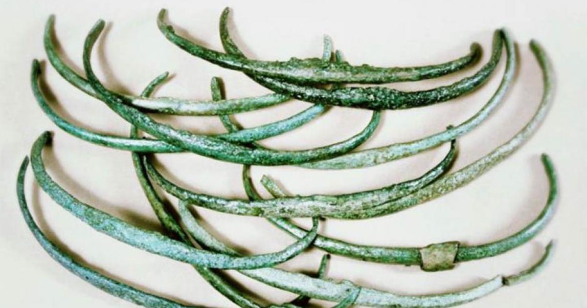 Bronze Age Money: Early Metal Artifacts May Be Europe’s First Currency ...