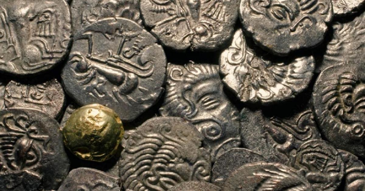 Enormous 2000-Year-Old Celtic Coin Hoard Sets New World Record ...