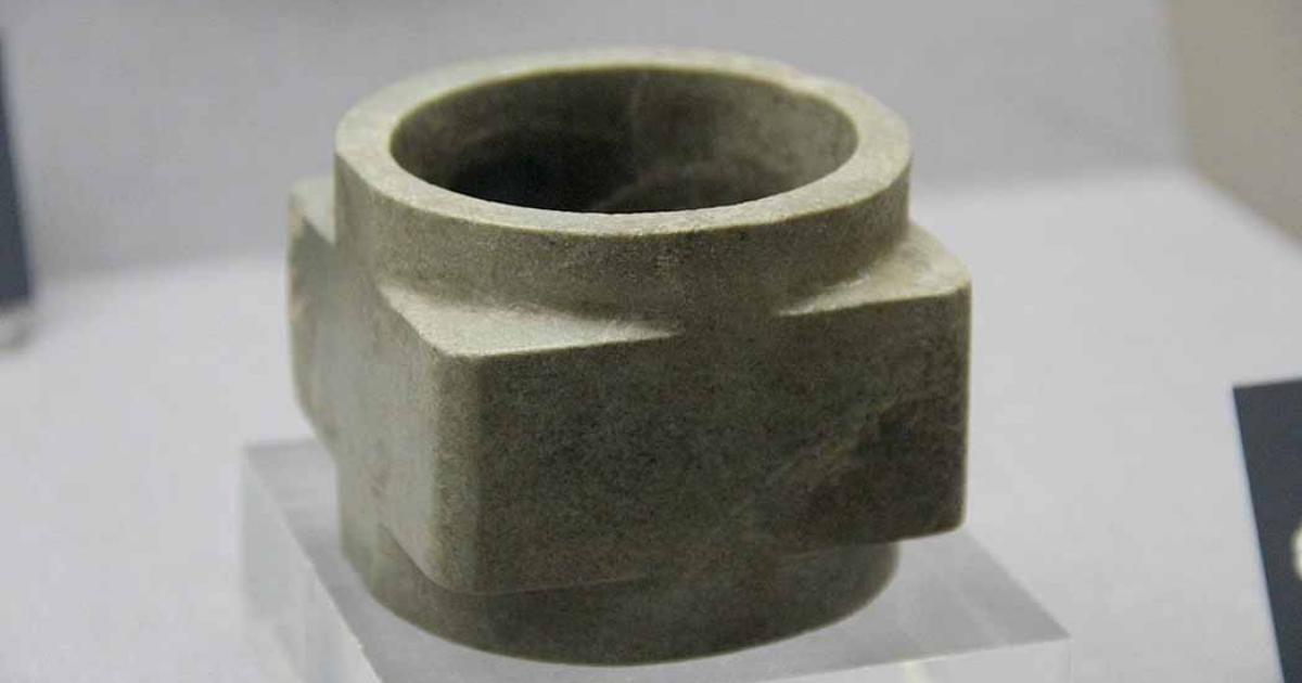 Jade Mysteries of Ancient China: The Enigmatic Chinese Cong Relics ...