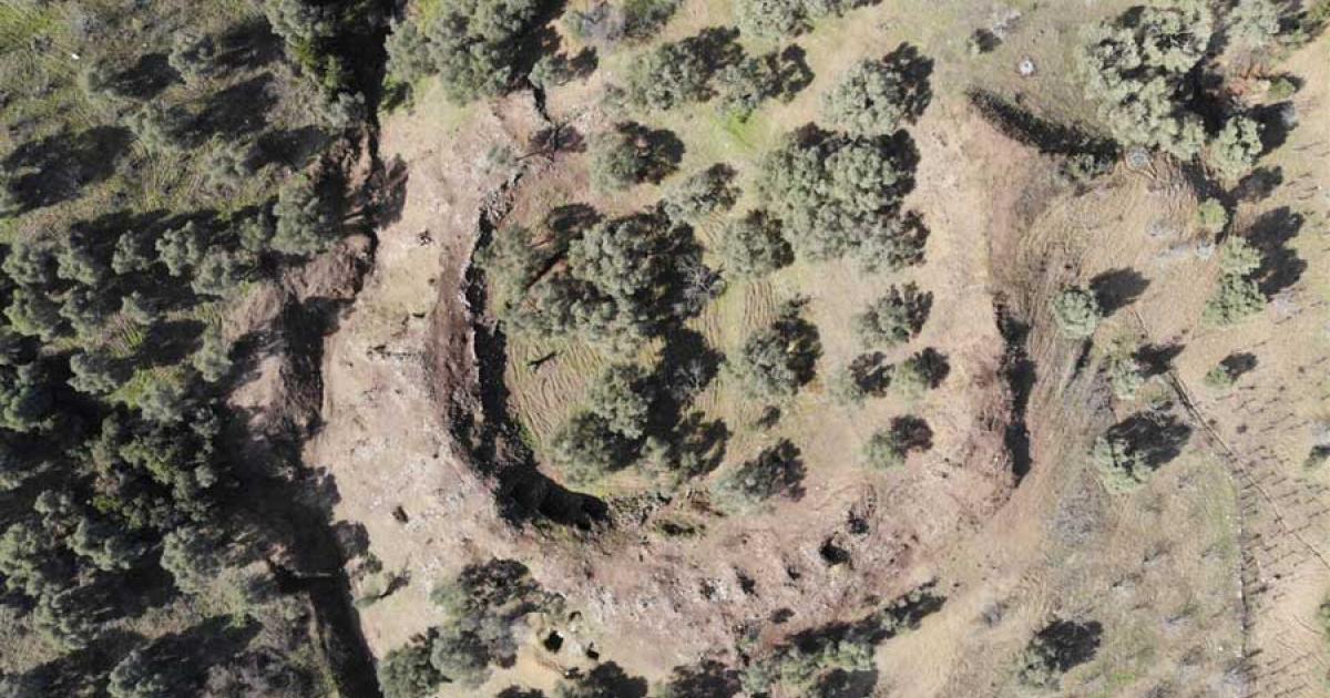 Astonished Archaeologists Find Roman Colosseum Replica in Anatolia ...