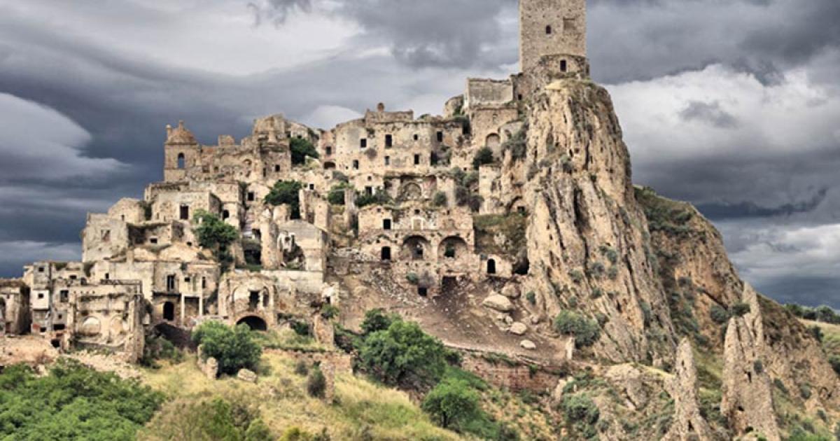 Craco: The Abandoned Medieval Ghost Town of Italy | Ancient Origins