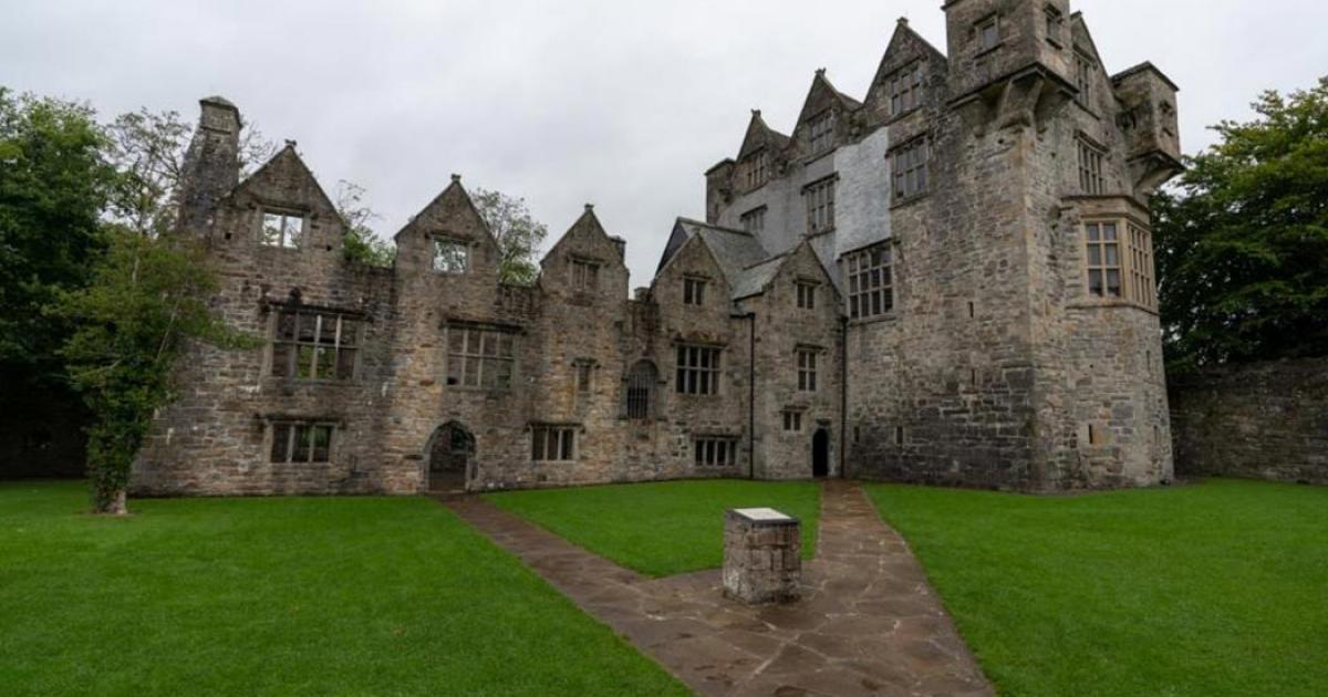 Donegal Castle: Home of the O’Donnell Clan, Fort of the Foreigner ...