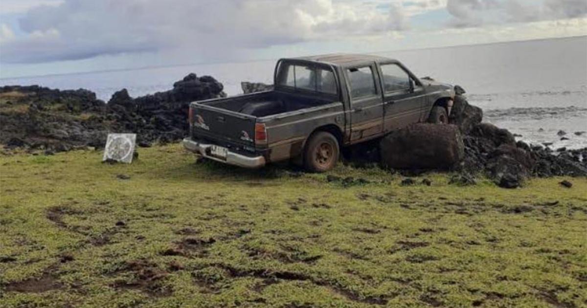 Truck Driver Destroyed Famous Easter Island Moai Statue | Ancient Origins