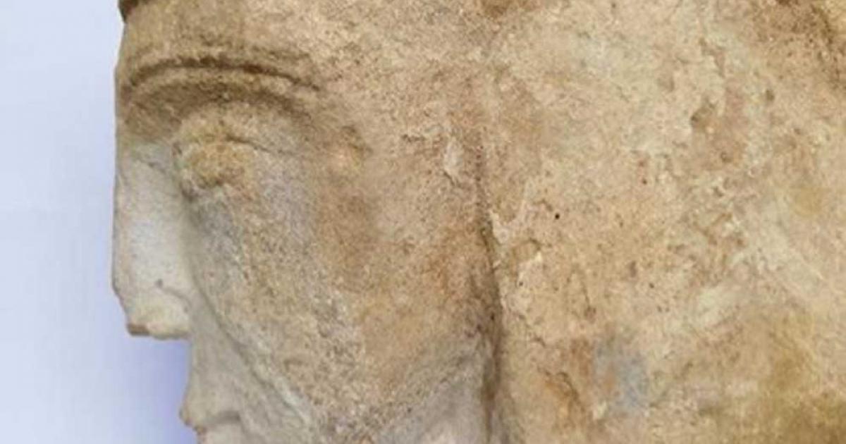 Carving Believed to be Rare Depiction of Eleanor of Aquitaine Found in ...