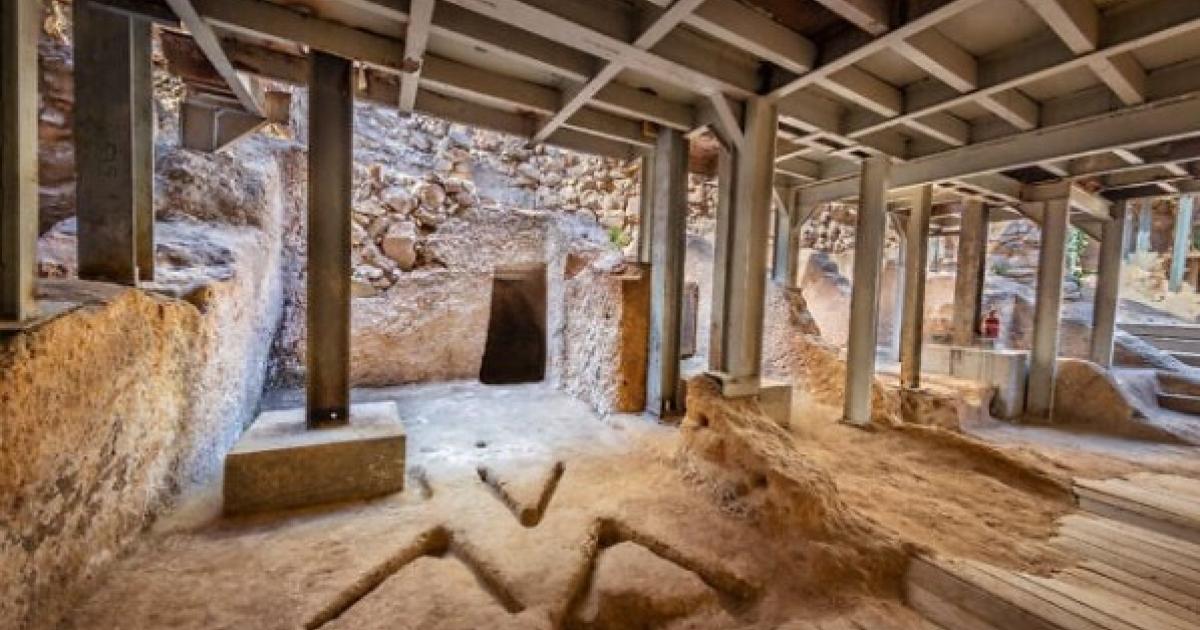 2,800-Year-Old Place of Worship from First Temple Days Found in ...