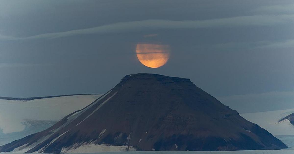 1110 AD, The Year Volcanoes Vanished the Moon and Sparked Global Famine ...