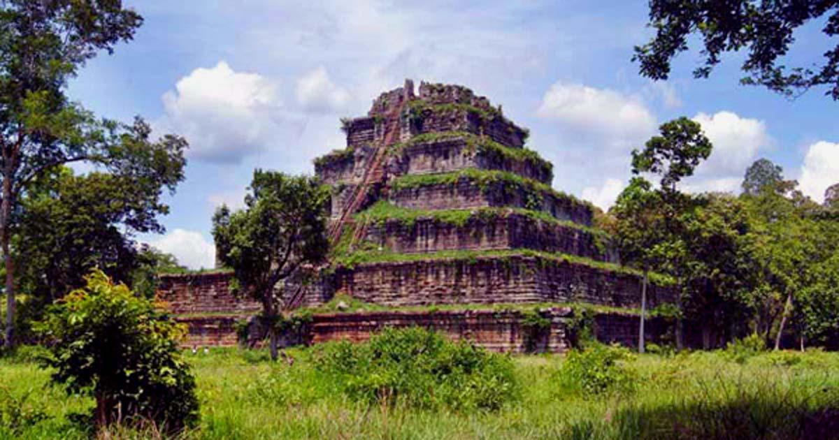 Revealing the Mysterious Story of the Koh Ker Pyramid in Cambodia ...