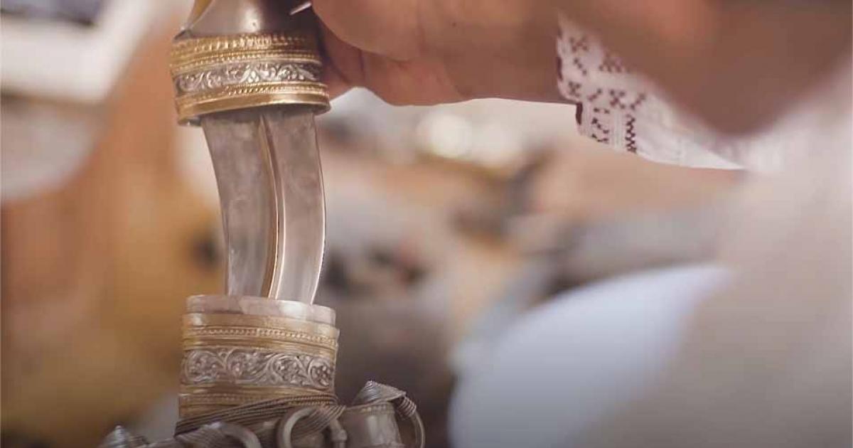 A Master Craftsman Makes the Perfect Dagger (Video) | Ancient Origins