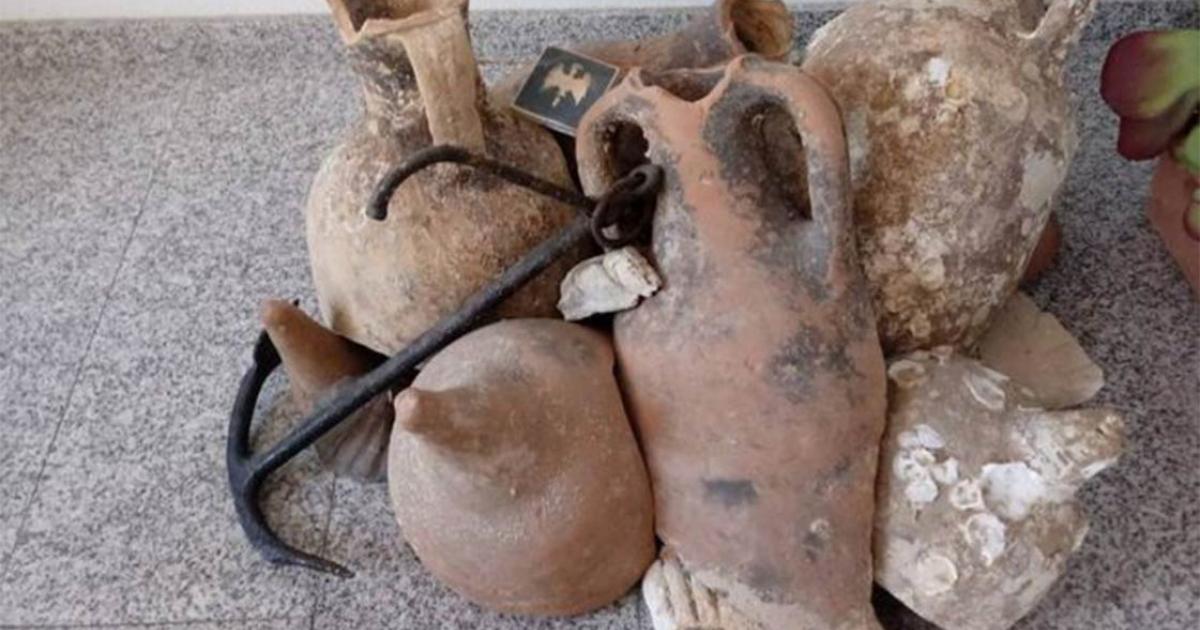 Illegal Roman Shipwreck Artifacts Found in a Spanish Fish Shop ...