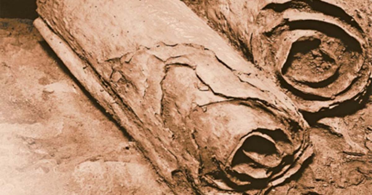 Ancient Tech Preserved Dead Sea Temple Scroll | Ancient Origins