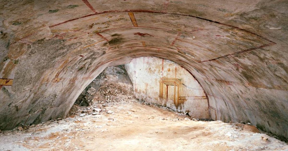 Enchanting Hidden 'Sphinx' Chamber Discovered At Nero’s Golden Palace ...