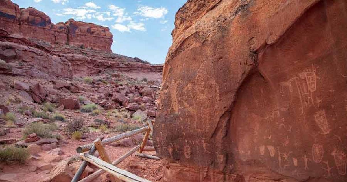 Vandals Deface ‘Birthing Rock,’ 1000-Year-Old Rock Art in Utah ...