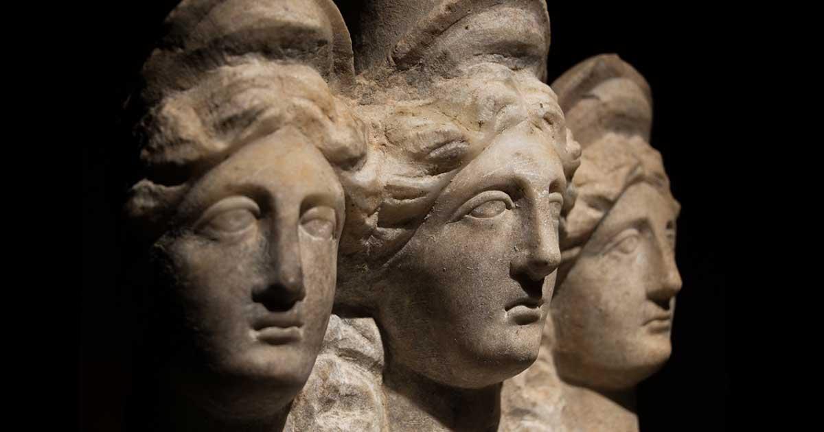 Hecate: Triple-Bodied Greek Goddess of Witchcraft and Keeper of Keys ...