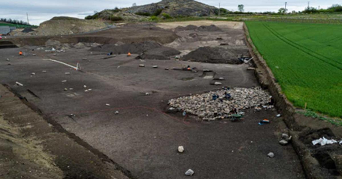 Prehistoric Monolithic Monument Unearthed in France | Ancient Origins
