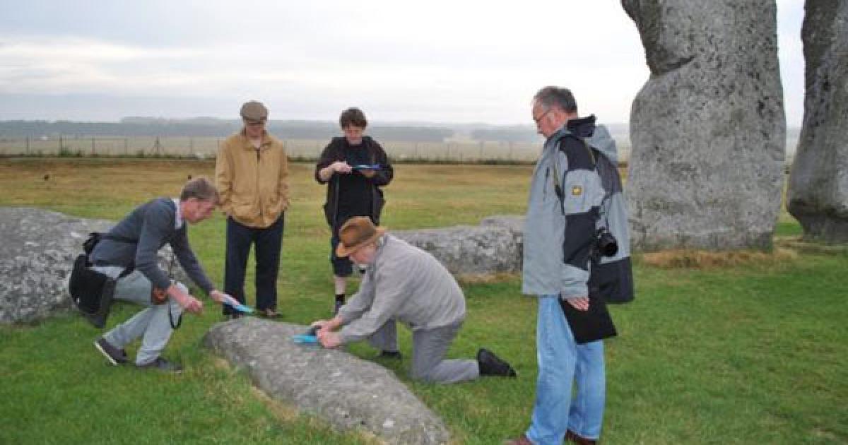 Researchers reveal Stonehenge stones hold incredible musical properties ...