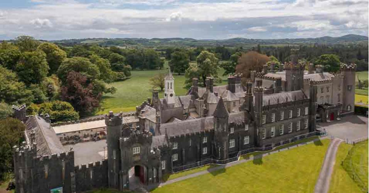 Tullynally Castle, the Most Majestic Estate in Ireland | Ancient Origins