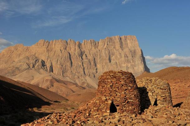 Ancient Beehive Tombs of Oman – So, Where are the Bodies? | Ancient Origins