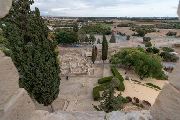 The Incredible History of Kolossi Castle - Won By Richard the Lionheart ...