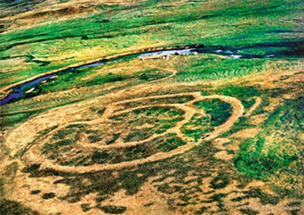 Arkaim: Aryans, Advanced Astronomy and Untold Secrets of a Russian ...