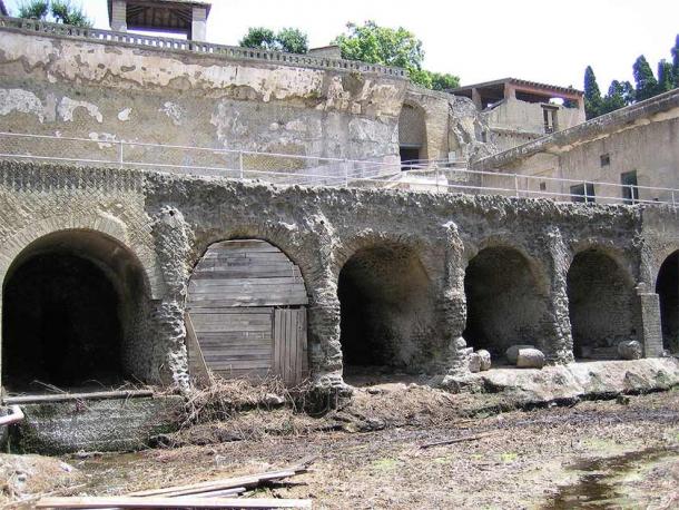 Restoring The Roman Retreat Of Herculaneum Beach, Buried By Vesuvius ...