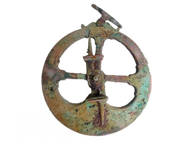 Spanish Divers Discover the World’s 108th Ancient Astrolabe | Ancient ...