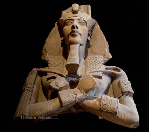 The Silence of Akhenaten: Was the Pharaoh Mute, Blind or Cultic ...