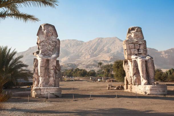 ACHAMAN GUAÑOC: Los colosos de Memnon: ¿Por qué la estatua gigante ...