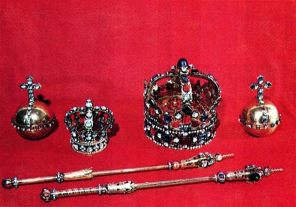 Crowning Glory Long Gone: Recalling the Regalia of Polish Kings ...