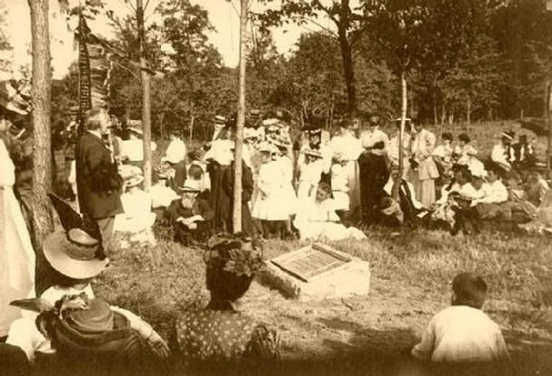 Man Mound, Wisconsin: The Last Anthropomorphic Mound in North America ...