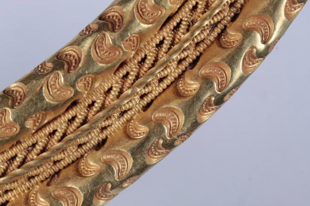 Exquisitely Made 1,700-year-old Gold Neck Ring Found in Denmark ...