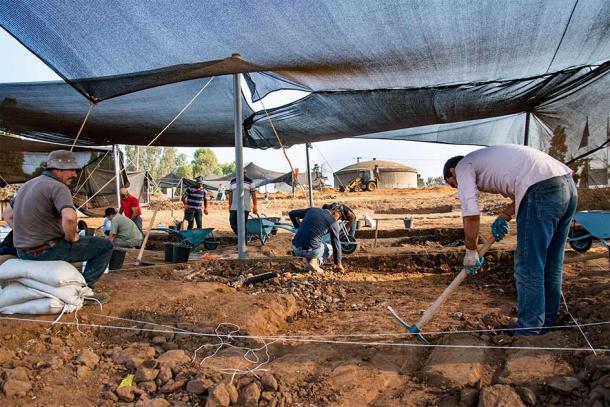Large Byzantine-Era Farmstead Found Beneath Suburban Tel Aviv | Ancient ...