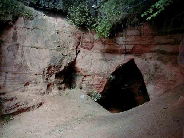 Latvia’s Enigmatic Virtaka Cliff and Mysterious Gauja River Petroglyphs ...