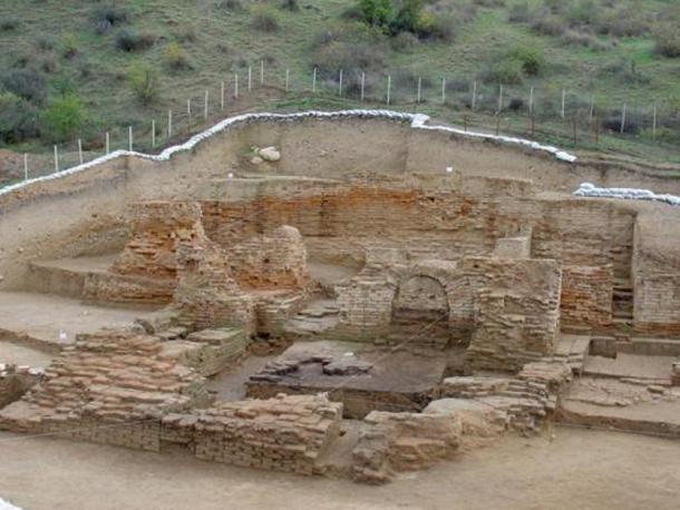 The Great Wall of Gorgan: Red Snake of Iran Saw Empires Rise and ...