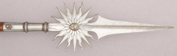 18 Terrifying and Impressive Historic Weapons | Ancient Origins