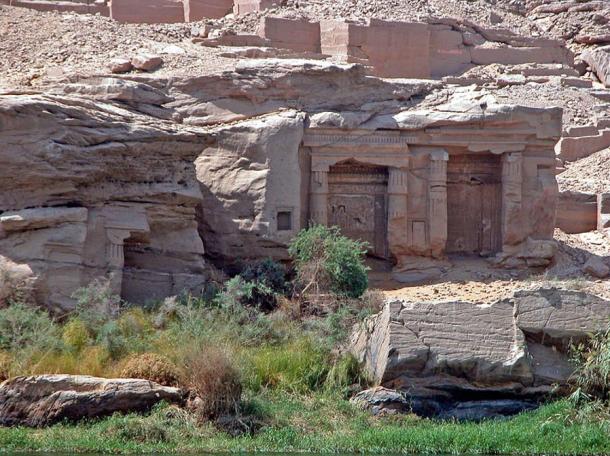 Two 3,400-Year-Old Shrines with Statues discovered at Egyptian Quarry ...
