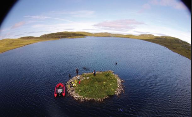 Diver’s 5,500-Year-Old Discovery Hauls History of Scottish Crannogs ...