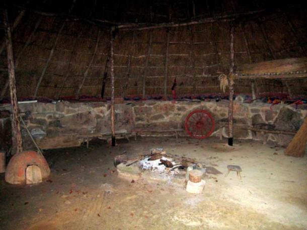 Roundhouse Rises from the Ashes Bringing Medieval Age to Life | Ancient ...