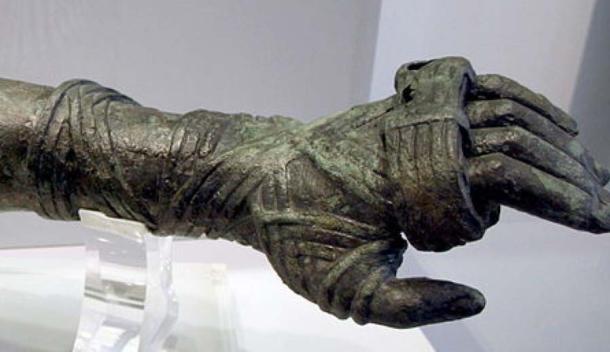 The History of Boxing: Gory Gladiatorial Origins, Back Street Venues ...