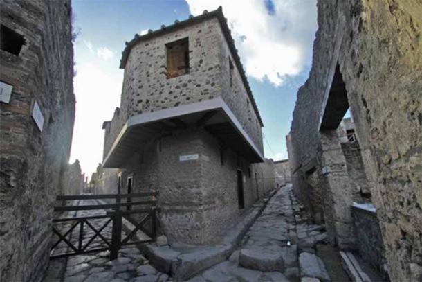 Roman Brothels, the Controversial Ancient Societal Hubs | Ancient Origins
