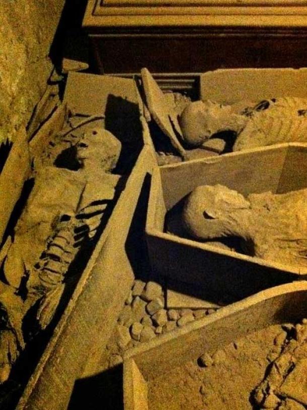 Vandals Decapitate and Steal the Head of Dublin’s 800-Year-Old Crusader ...
