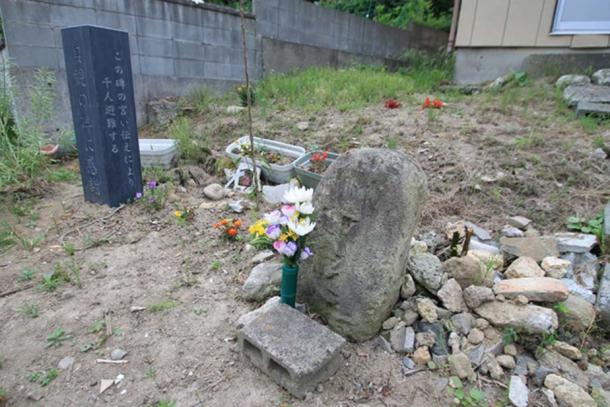 Japanese Tsunami Stones: These Centuries-Old Monuments Save Lives Today ...