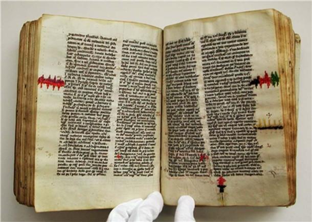 A Stitch in Time Saves Nine: The Crafty Story of Embroidery in Medieval ...