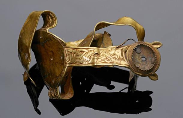 Staffordshire Hoard: The Most Exquisite Anglo-Saxon Gold Collection ...