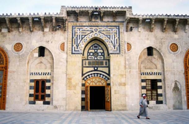 Ancient City and Citadel of War-Torn Aleppo Are Syria’s Golden Age ...