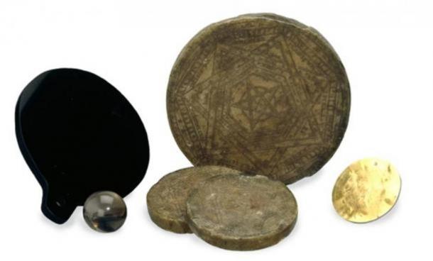 X-Ray Images Show Hidden Features in Painting of the Enigmatic John Dee ...